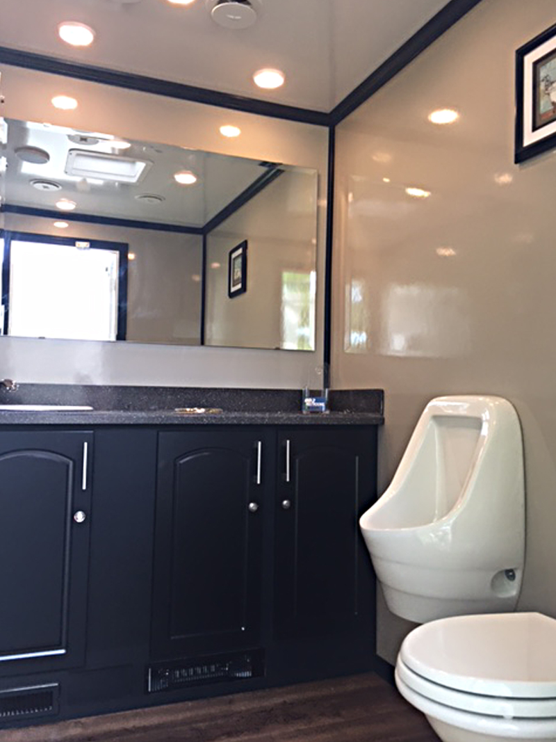 2-STATION LUXURY RESTROOM TRAILER